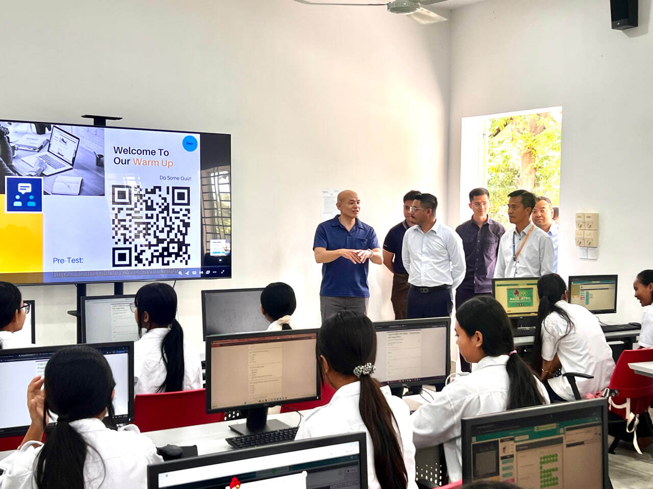 Visit of the Secretary-General of the Asia-Pacific Telecommunication ...